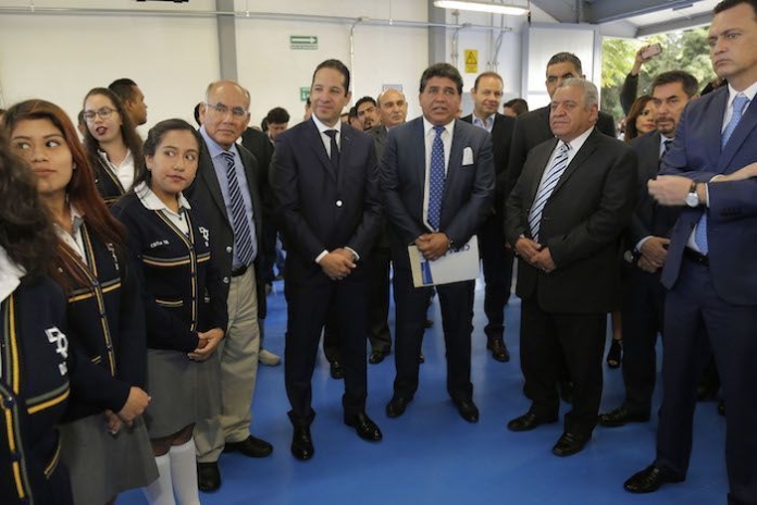 Entrega Gobernador Taller de Logística en el CBTIS No. 118 por 3.3 MDP ...